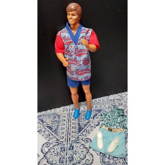 Matteĺ | Toys | Mattel Inc 968 Ken Doll Brown Hair Malaysia Twist Turn ...